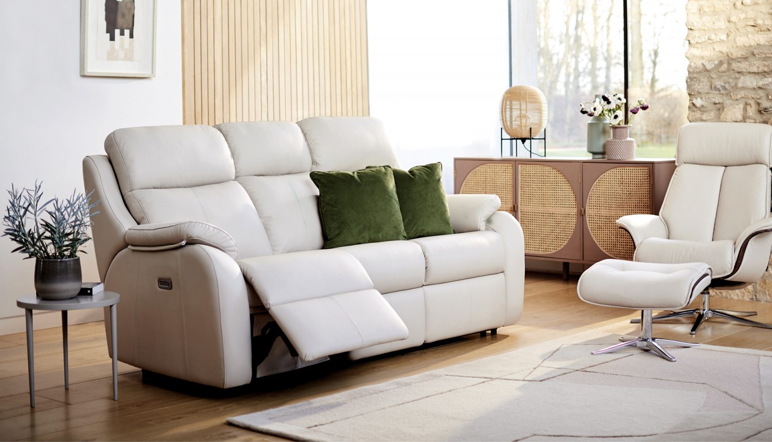 Leather and Fabric Sofas | Armchairs, 2 & 3 Seater Sofas | G Plan